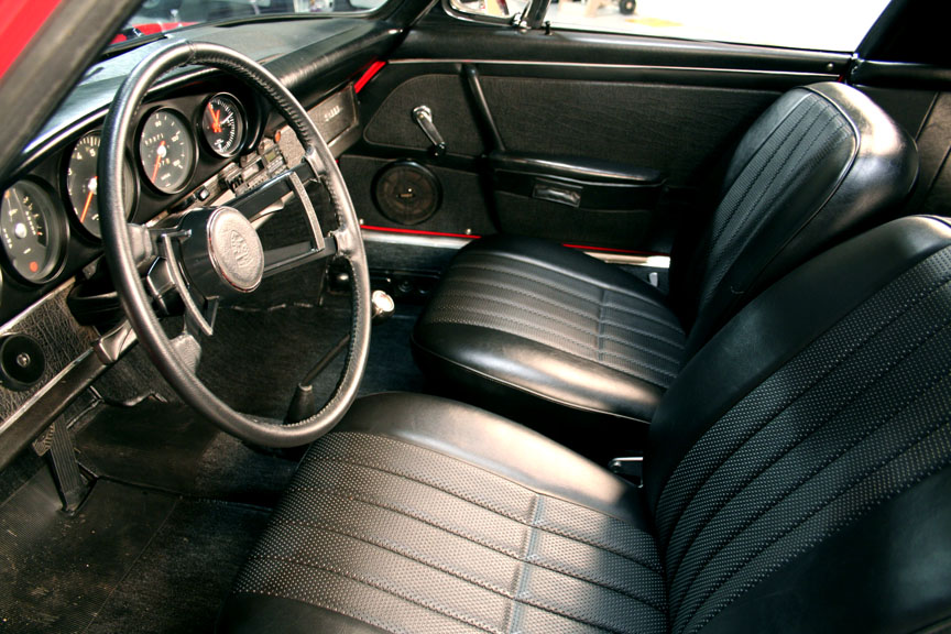 364_2_interior1 | Sloan Motor Cars
